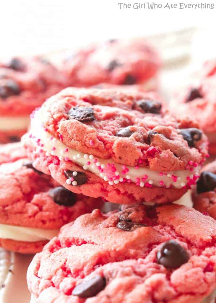 Strawberry Chocolate Chip Oreos | The Girl Who Ate Everything
