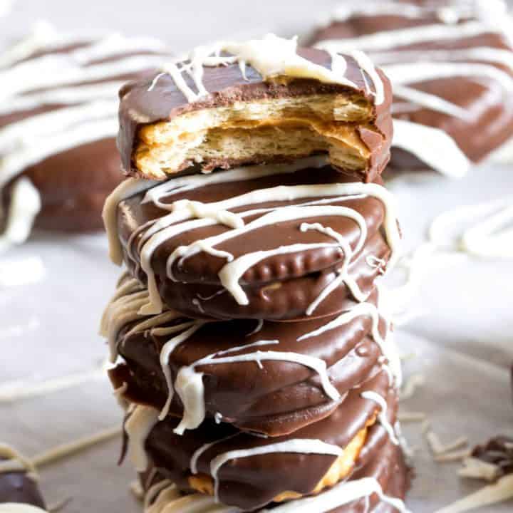 The Best Pizza Rolls Recipe (+VIDEO) - The Girl Who Ate Everything